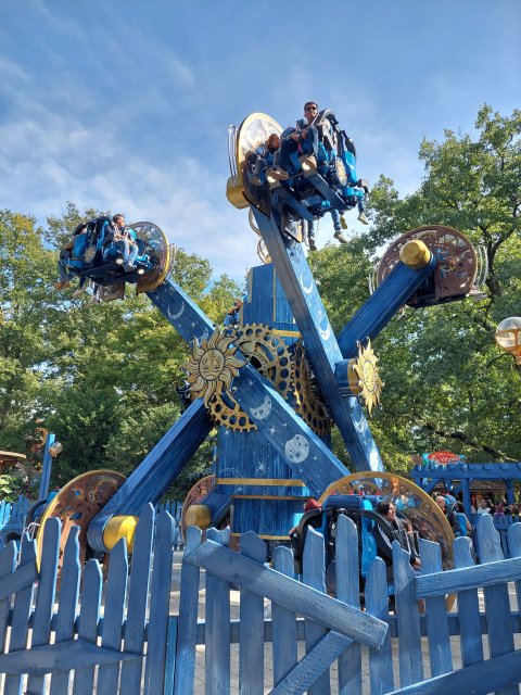 Neu 2021: Stellarium | Zamperla Nebulaz - onride.de