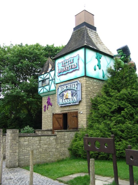 Mischief Mansion @ Flamingoland | GB - onride.de